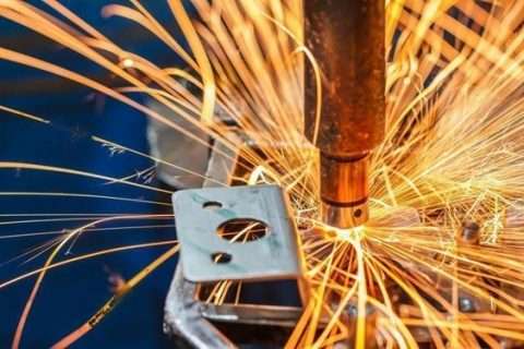 Soudage par points : avantages, inconvénients et applications