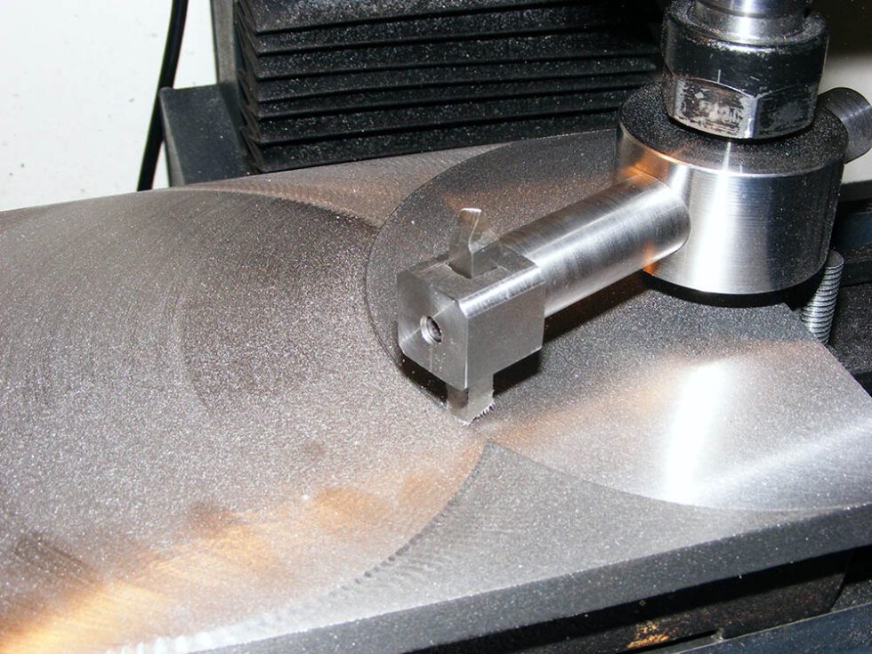 Fly Cutters in CNC Milling: Maximizing Precision and Efficiency