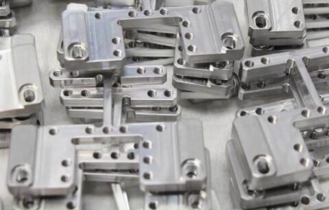 CNC Milling for Small Batch Production: Efficiency and Precision