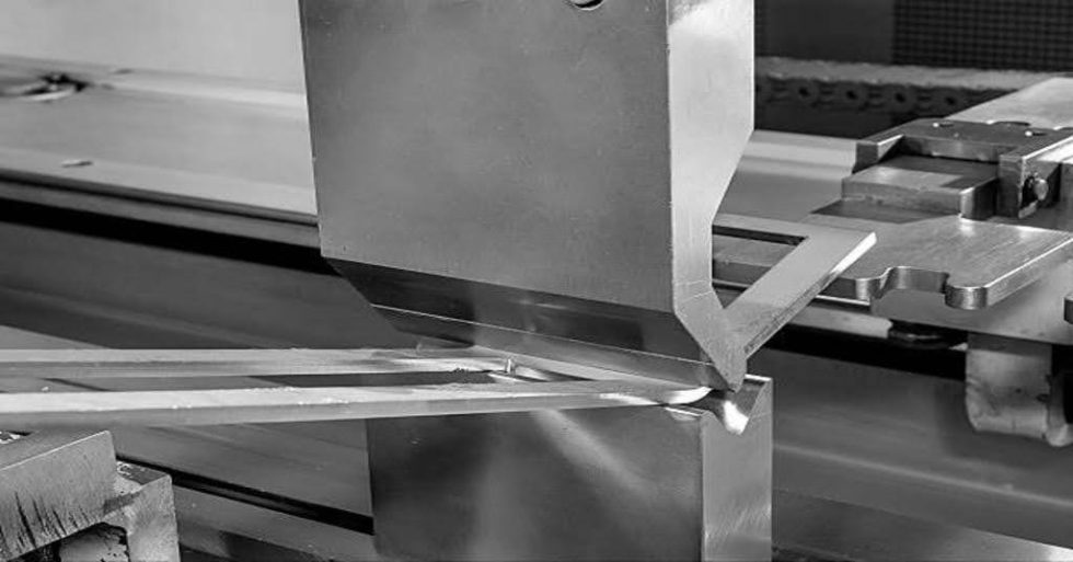 Stainless Steel Bending: Considering Factors & Techniques